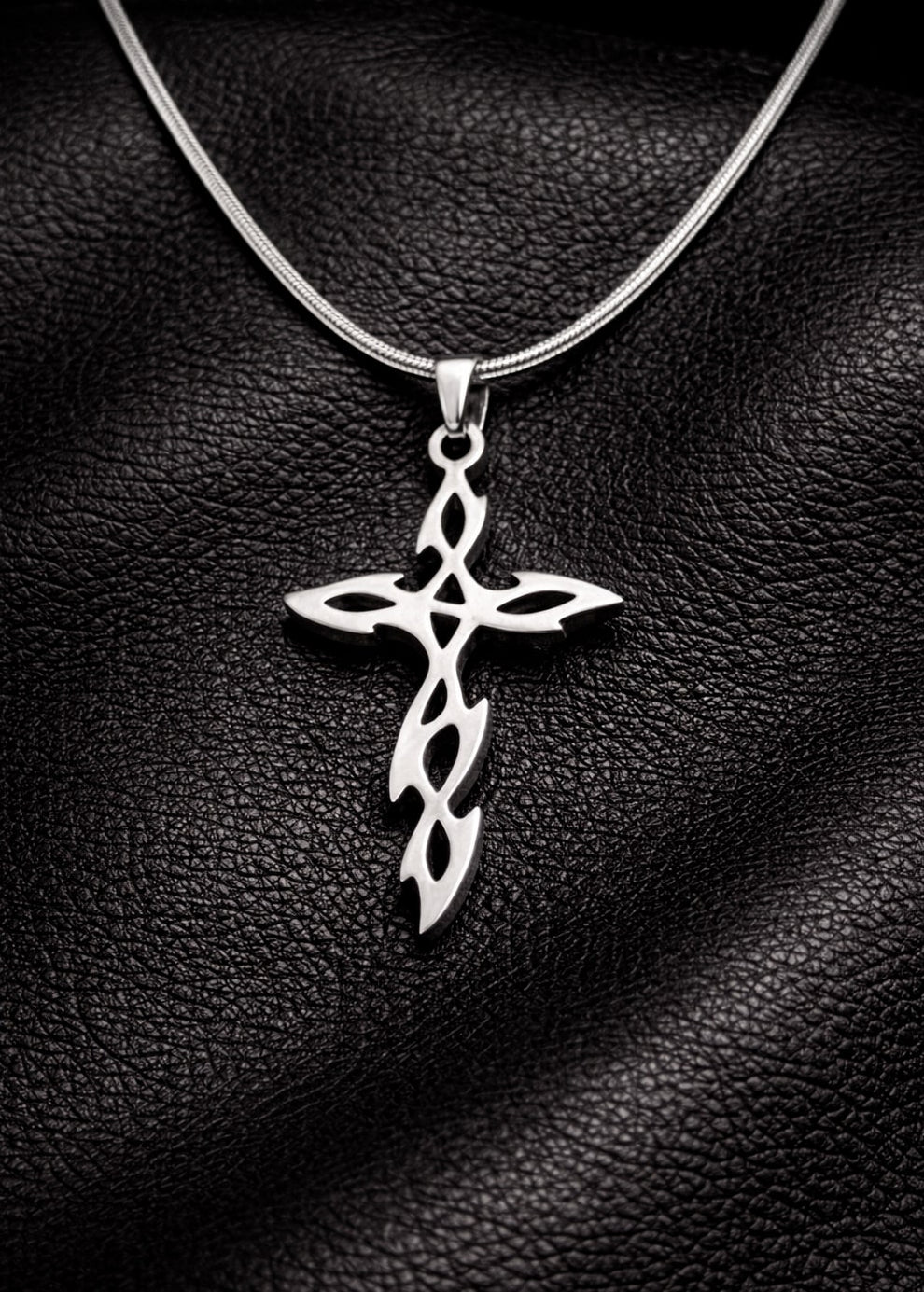 CROSS CHROME / PENDANT WITH CHAIN – ZENIN