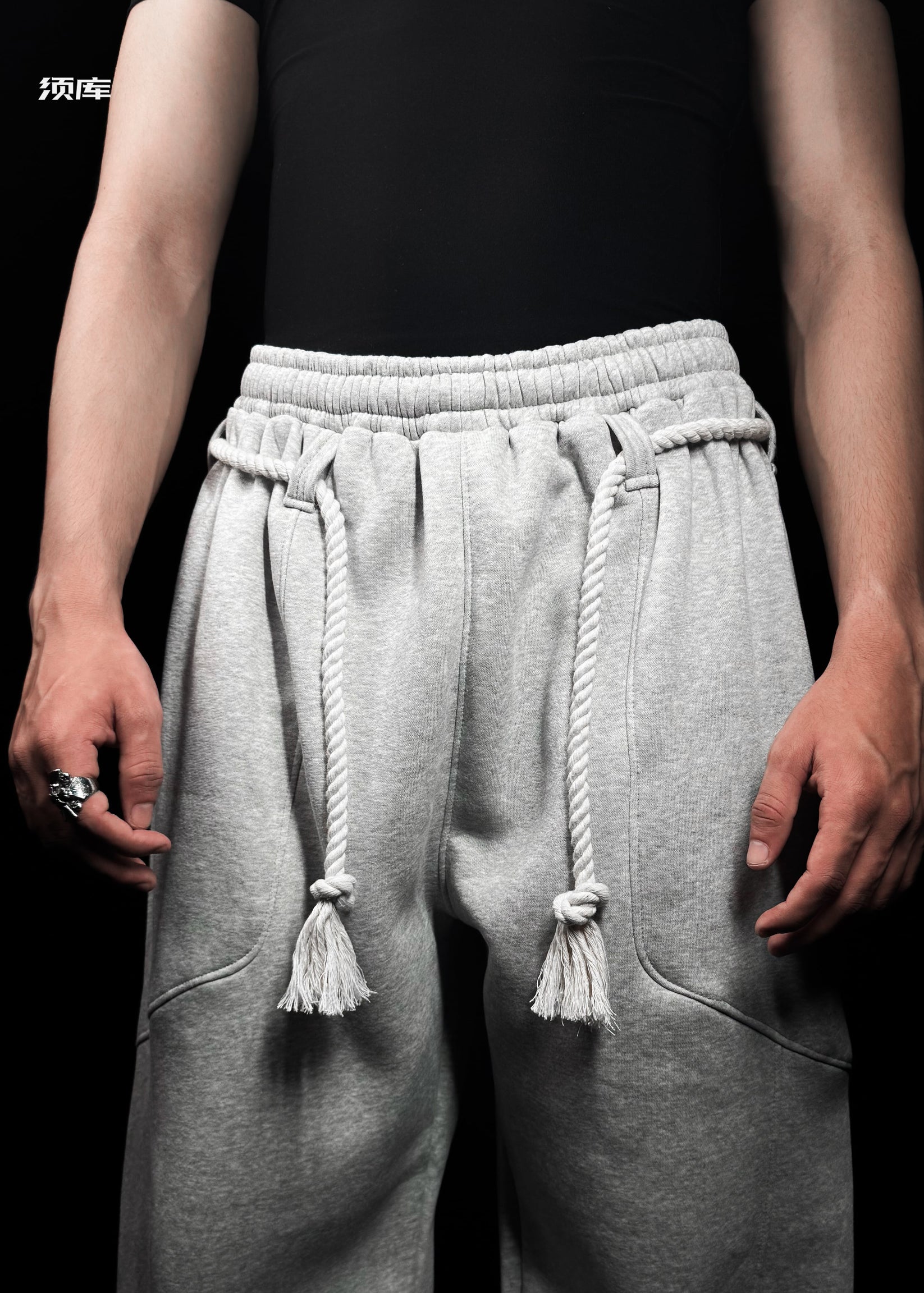 GREY TOJI / SWEATPANTS – ZENIN